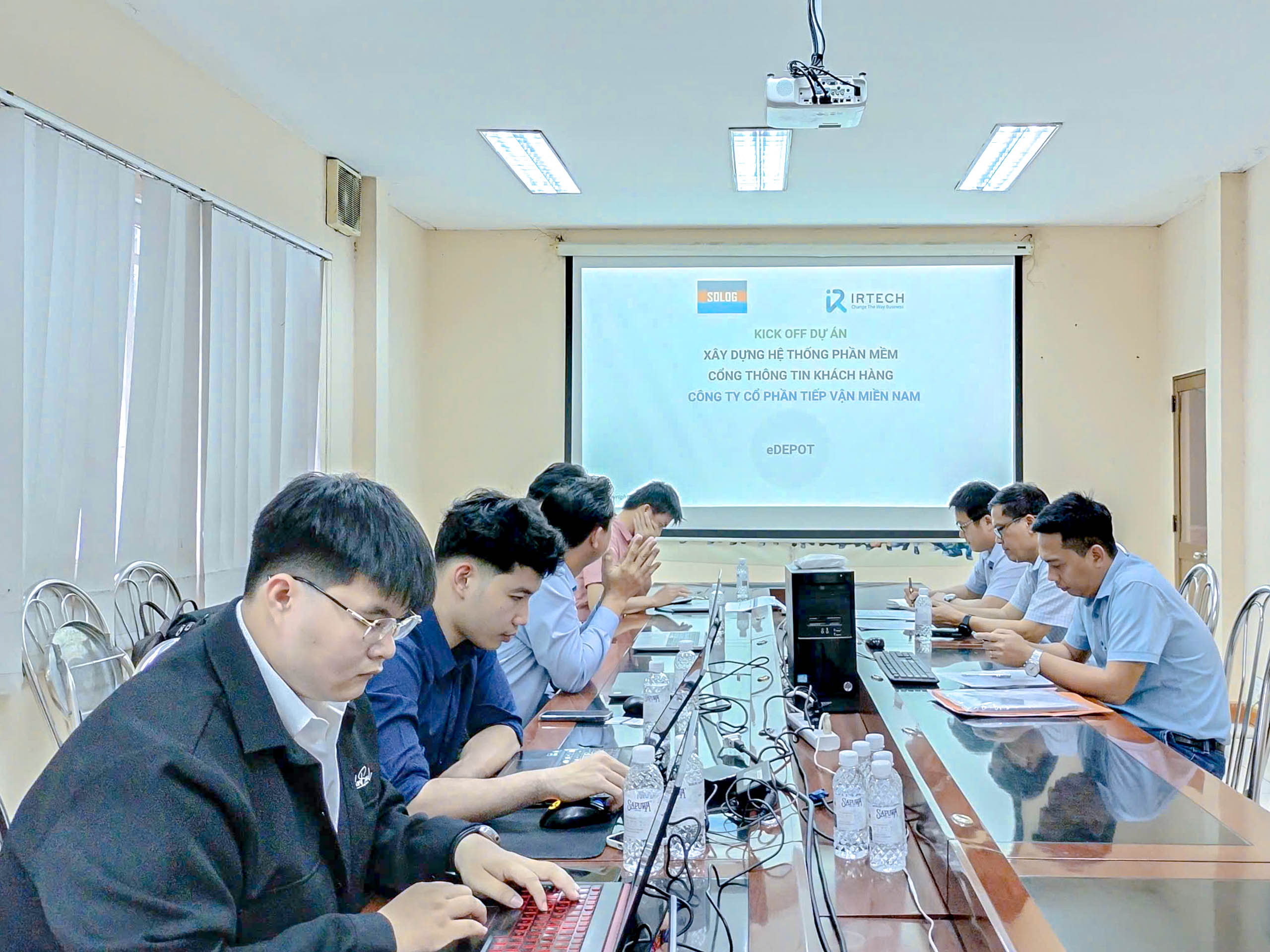 IRTECH Kick-off dự án IRTECH eDEPOT cùng Công ty Cổ phần Tiếp vận Miền ...